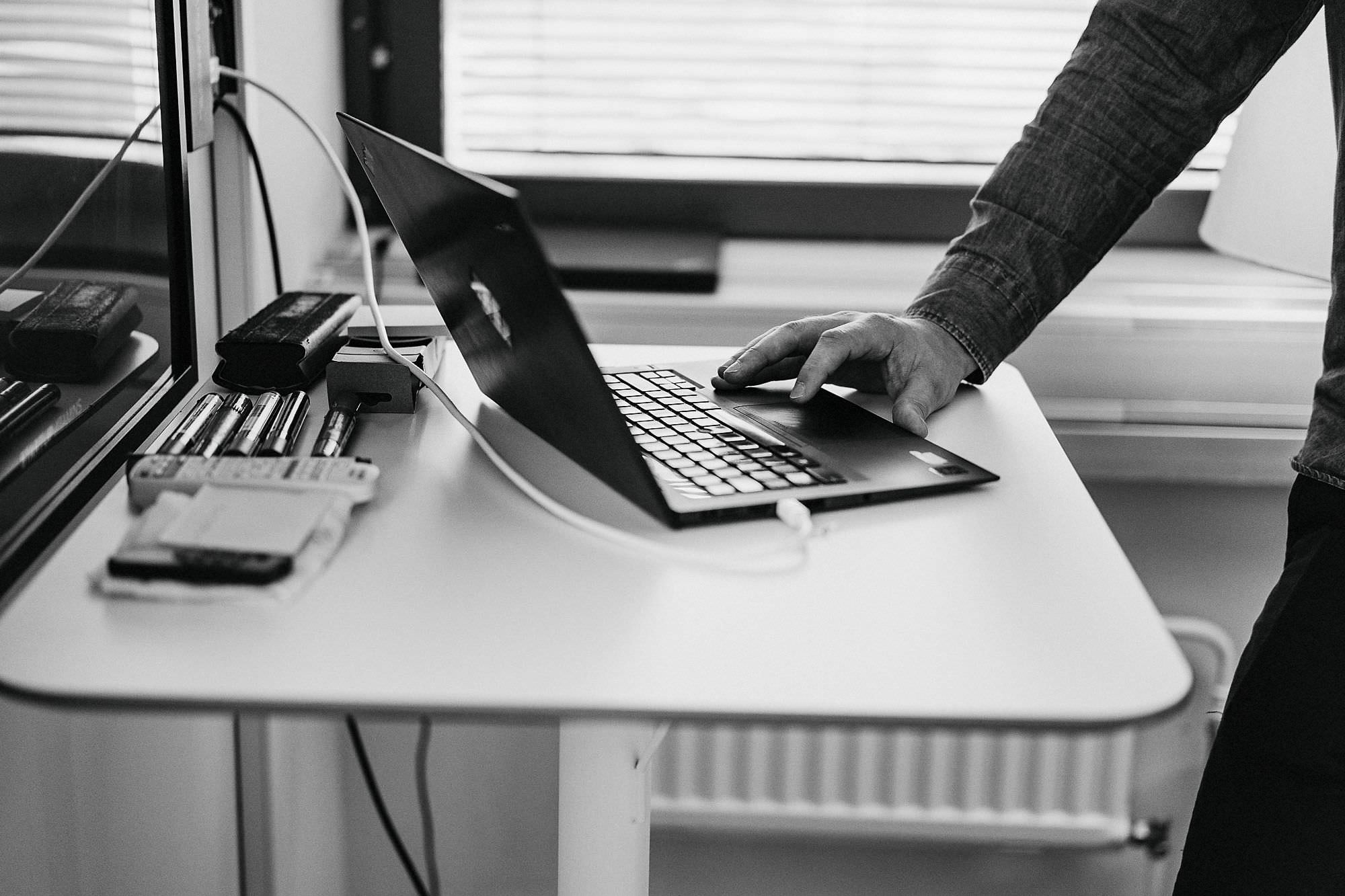 Heroes of e-Commerce: A Story About Customer Service